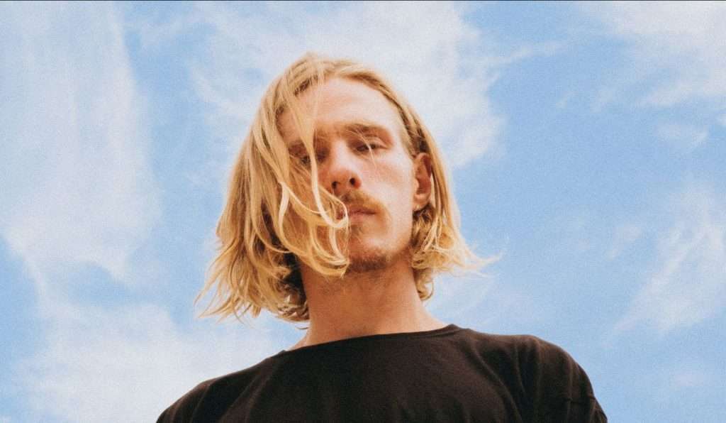 Chelou follows his second album with new music on Indigo Soul - DUBIKS