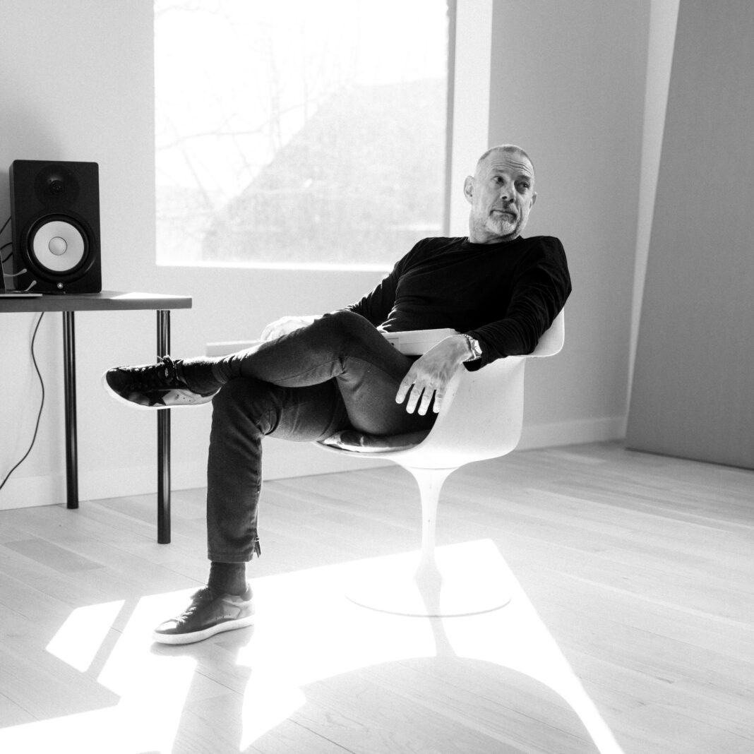 Trip-Hop Pioneer Eric Hilton Releases Lush, Romantic New Single ...